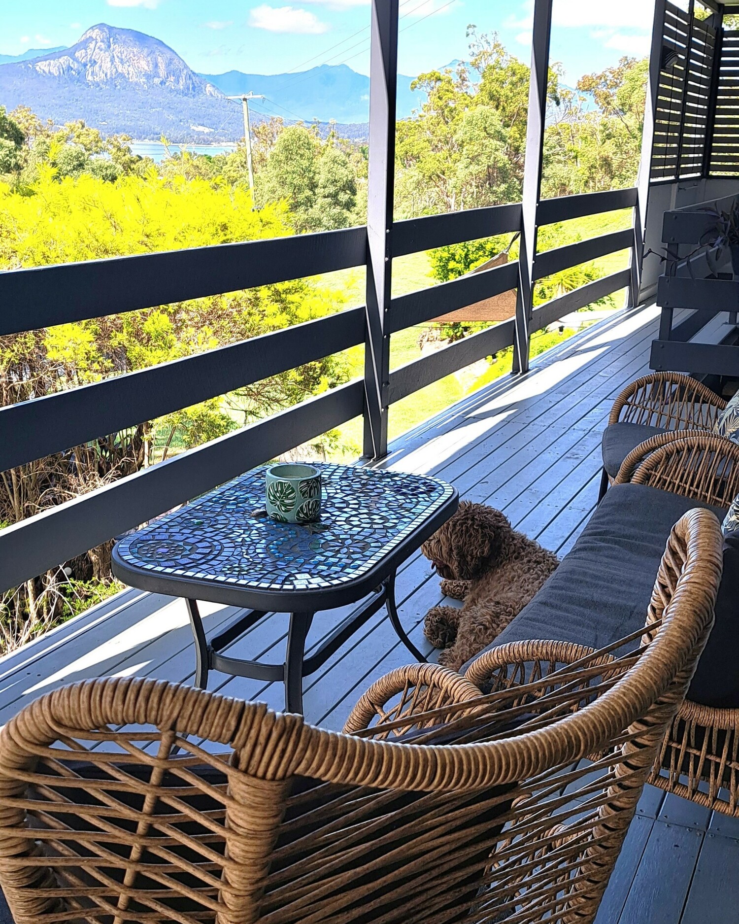 Moogie House, Glamp and Pod - Moogie House - Stunning Mountain and Lake ...